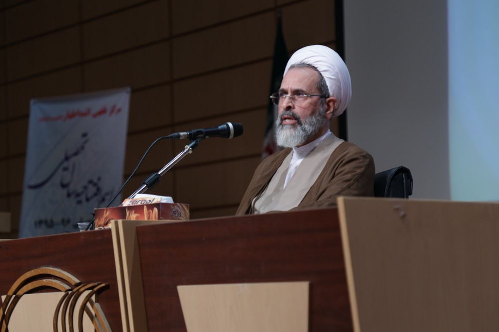 Nahj al-Balagha regarded as clerics’ main source - Hawzah News Agency